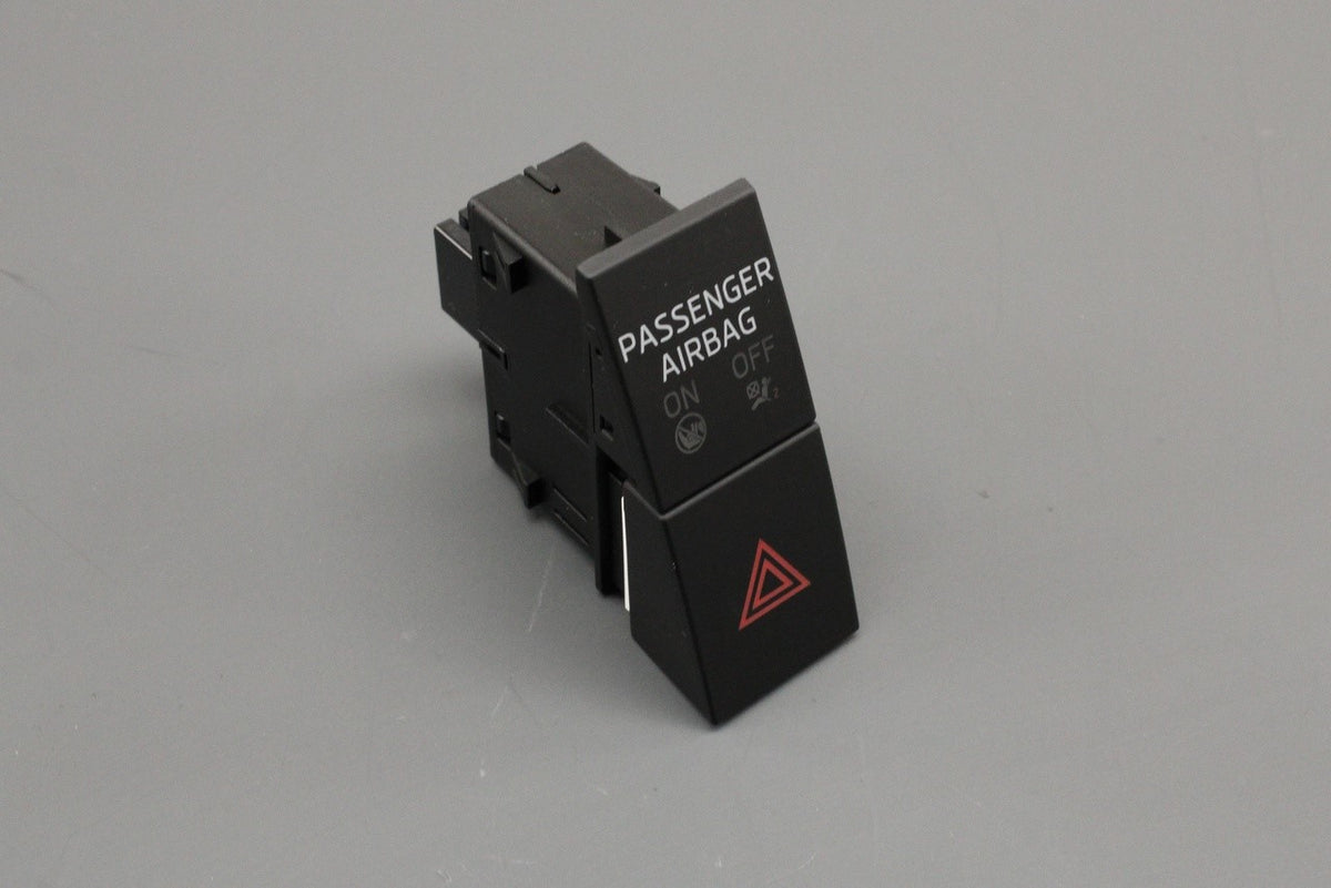 Skoda Octavia 2014-21 hazard light switch unit 5E0953507E WDI – Partshaus Ltd