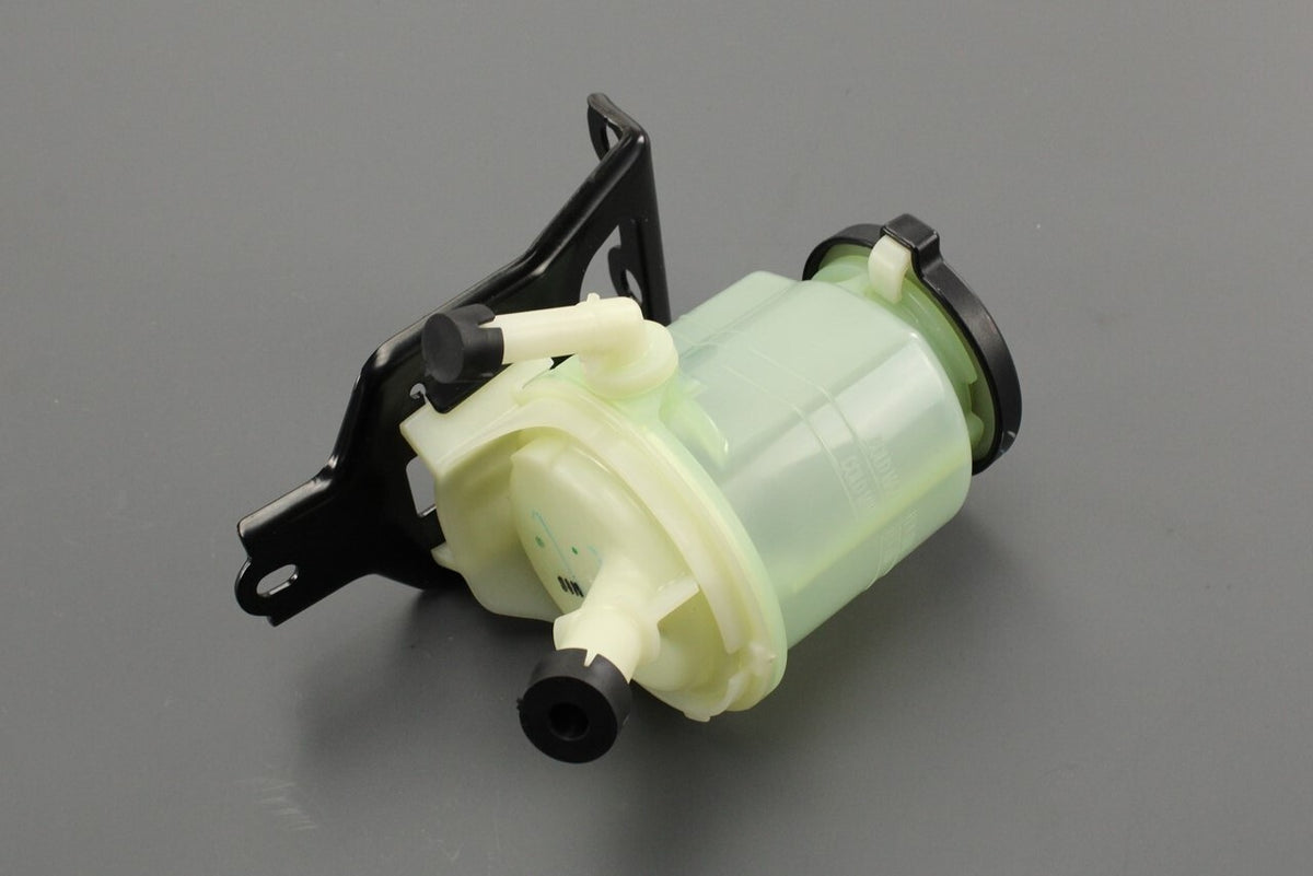 Toyota Hilux 2011-2015 power steering fluid reservoir 44360-0K021 ...