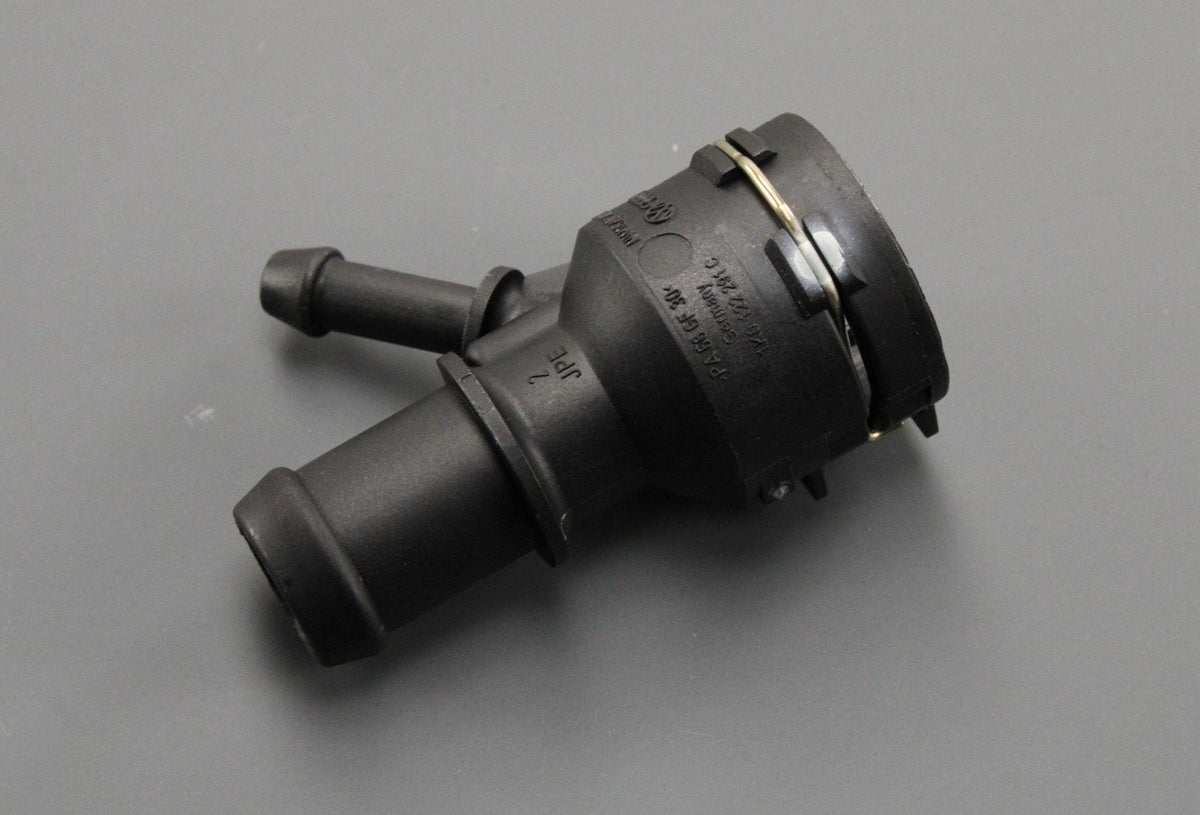 VW Audi Skoda SEAT coolant pipe connector flange coupling 1K0122291C ...