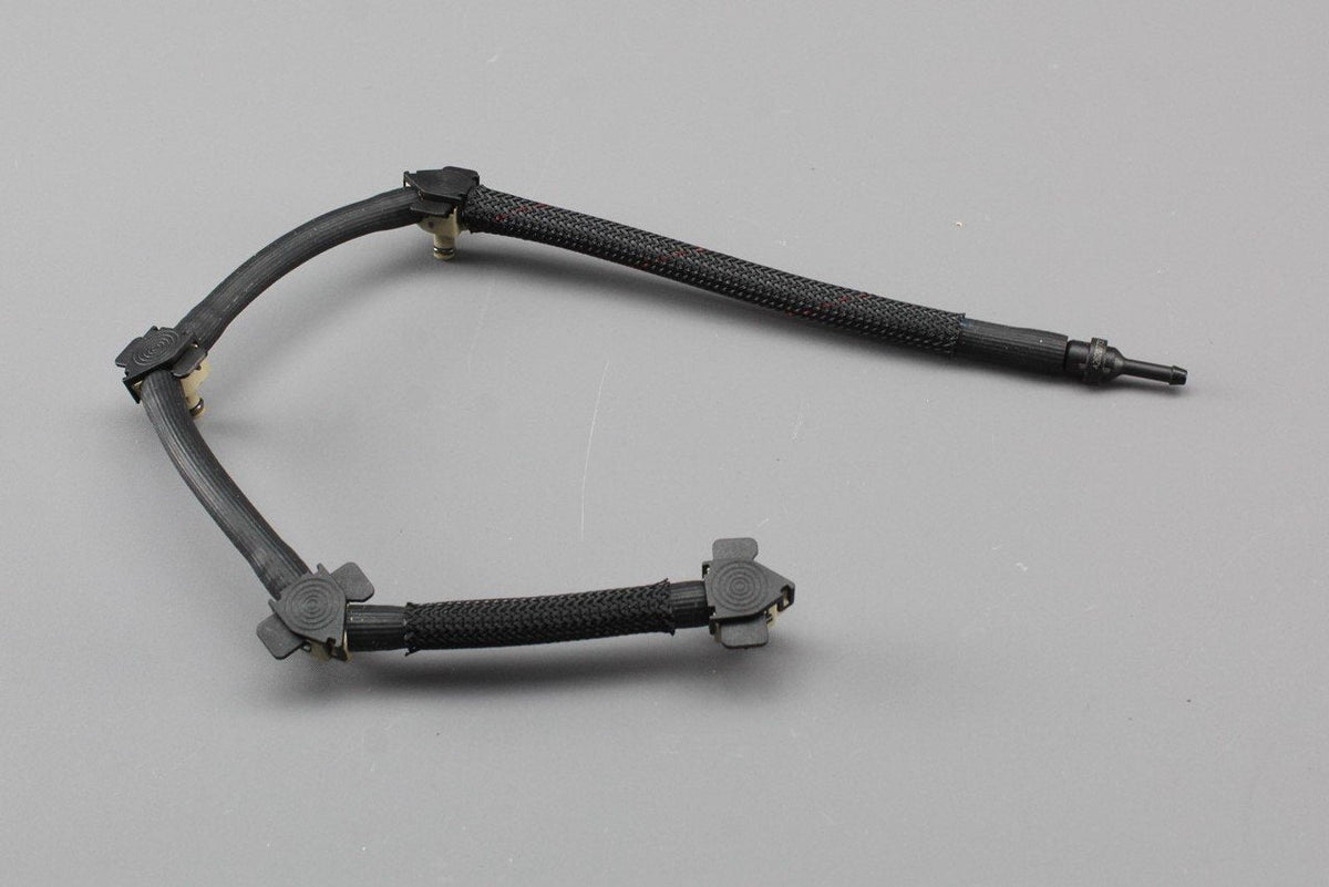 VW Golf Audi A3 A4 Q5 2.0 TDI injector fuel return line 04L130235G ...