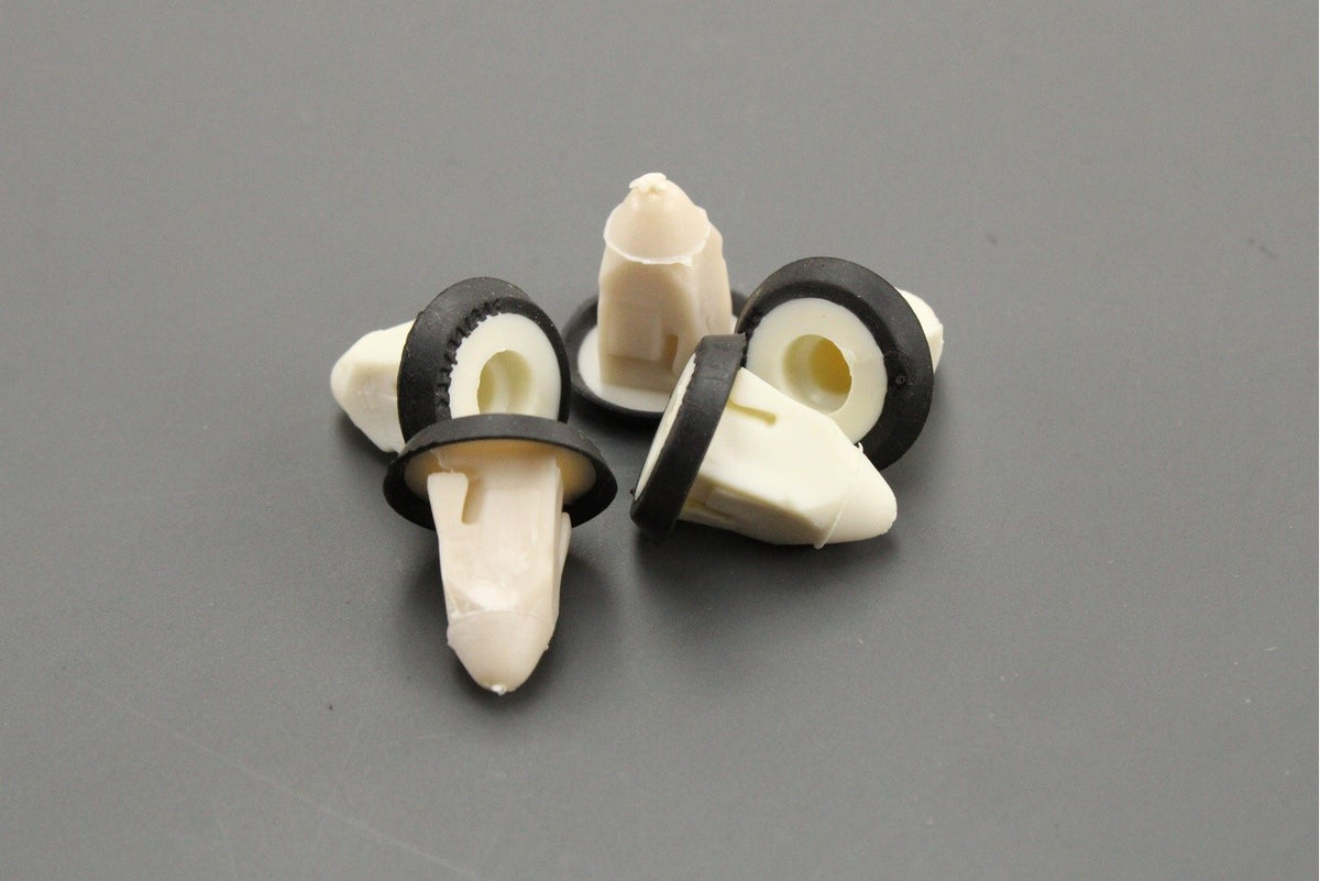 VW Audi Skoda SEAT Expanding push nut M5x14.4mm (x5) N10516801 ...