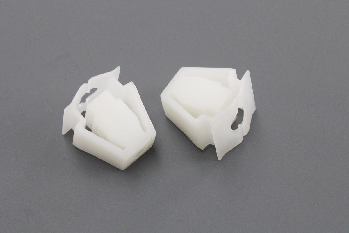 Audi A4 A5 A6 A7 Q3 Q5 bumper arch liner screw clip (x2) 8K0821213A ...