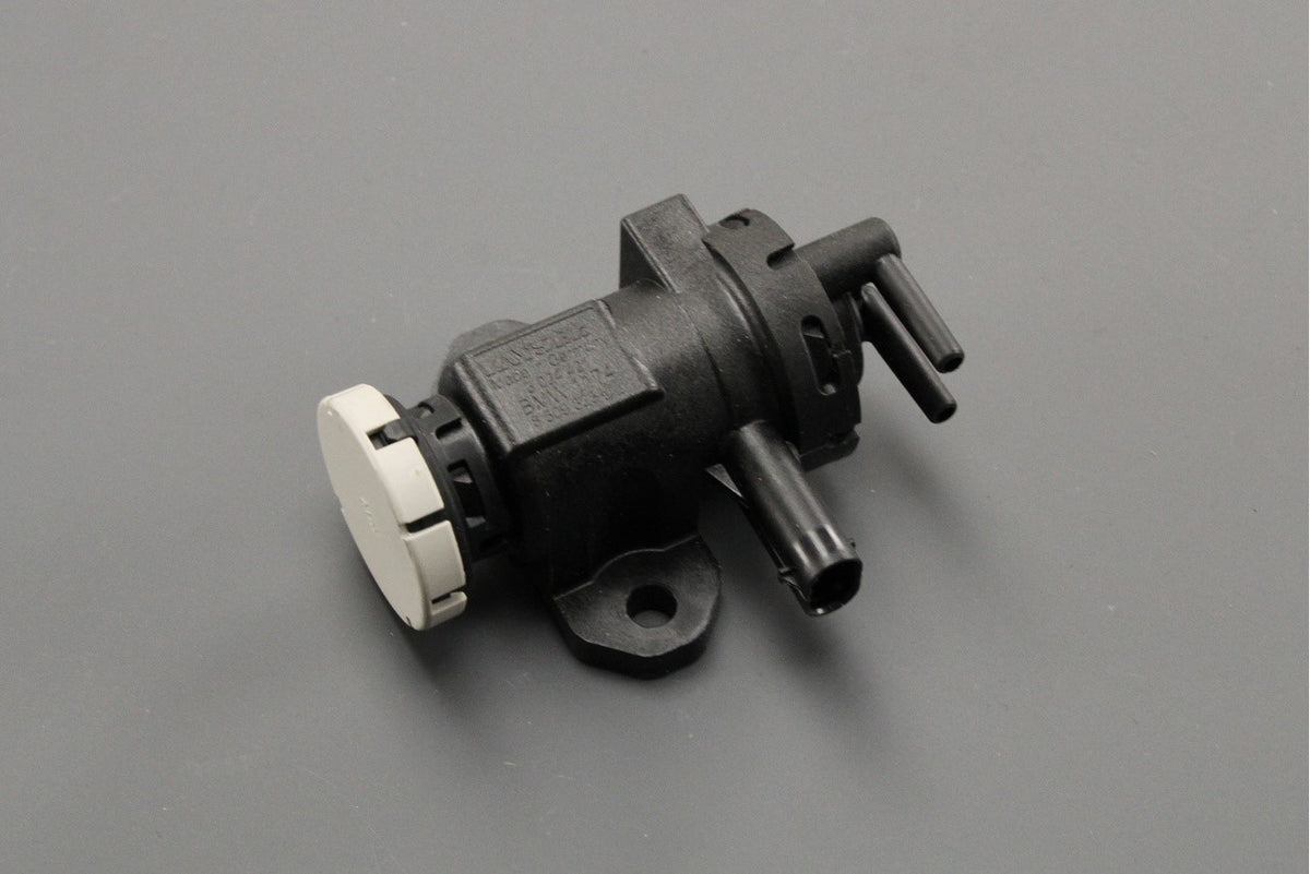 BMW E90 E91 335D E60 535D E70 3.0SD turbo pressure converter 116585093 ...