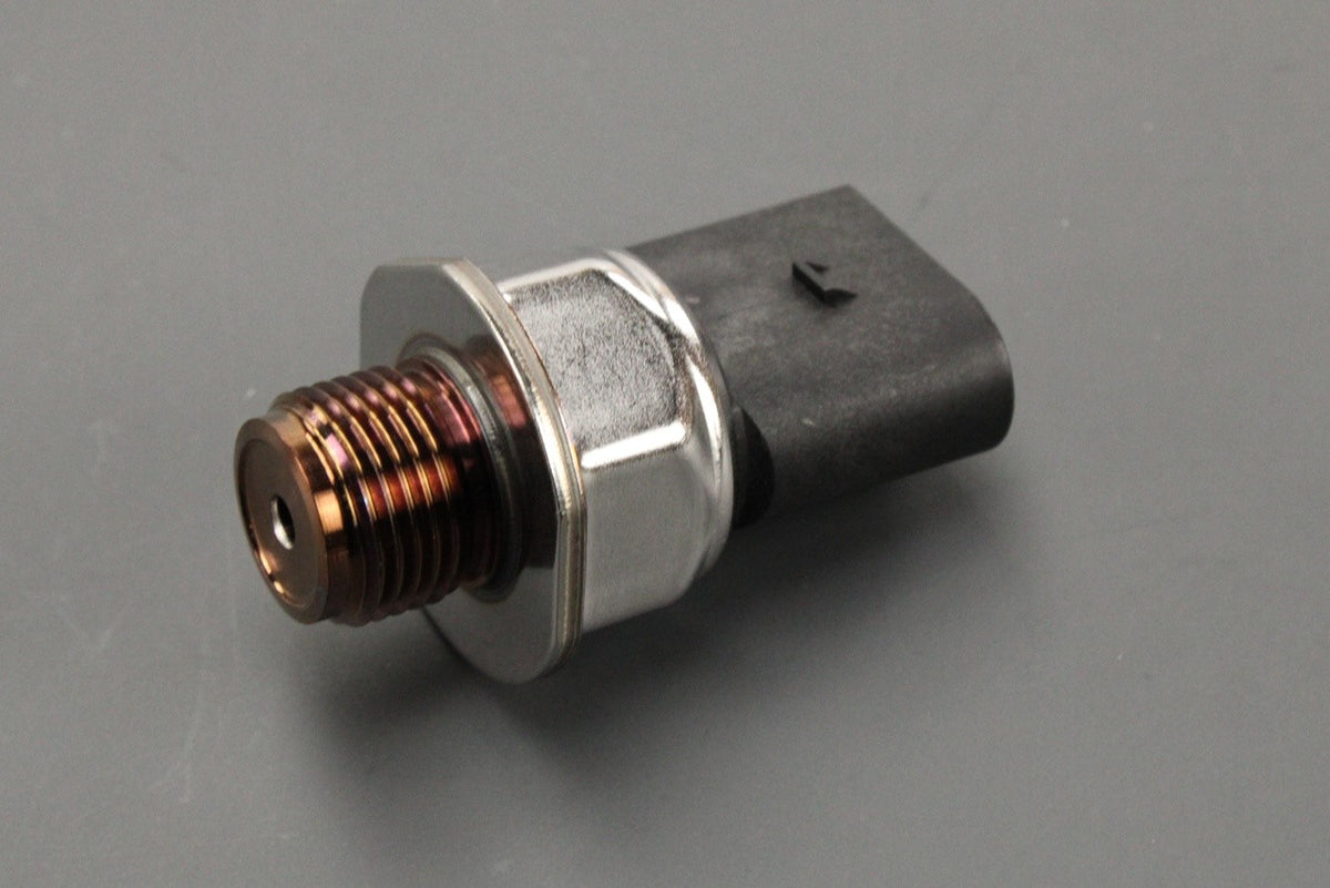 VW Audi Skoda SEAT fuel rail pressure sensor (2.0 3.0 TDI) 04L906054F ...
