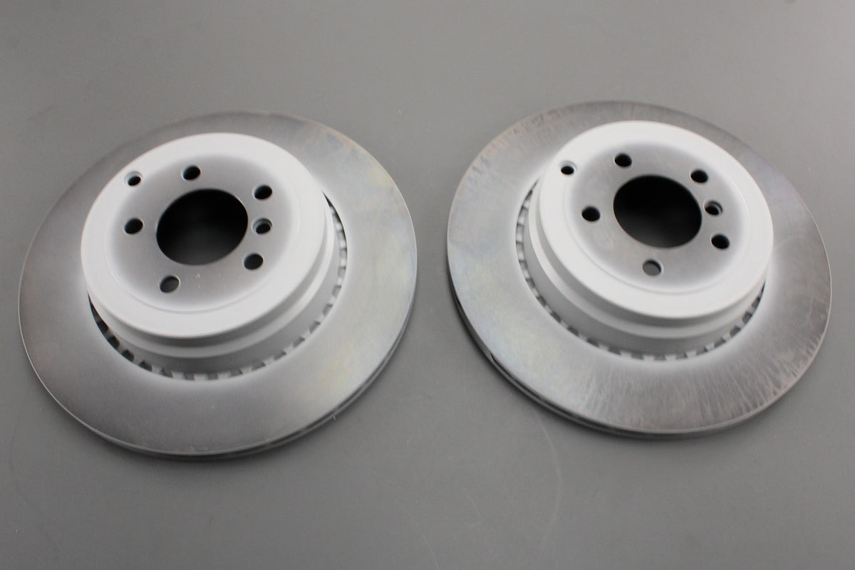 Range Rover 2010-12 brake discs x2 (rear) LR031846 – Partshaus Ltd