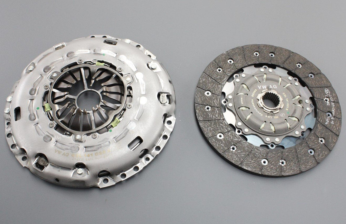 VW Transporter T5.1 T6 2.0 TDI clutch and pressure plate 03L141015B ...