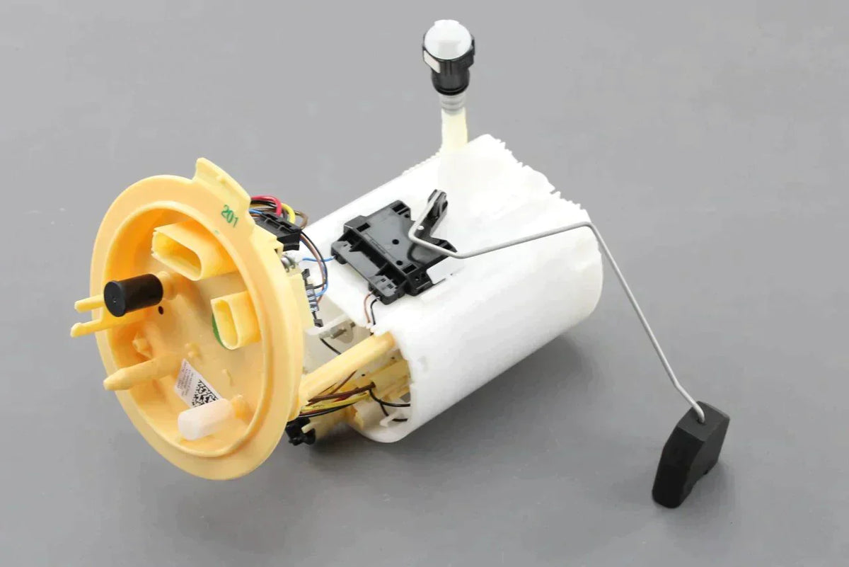 VW Passat Arteon Fuel delivery sender pump unit diesel engine 3Q091905 ...