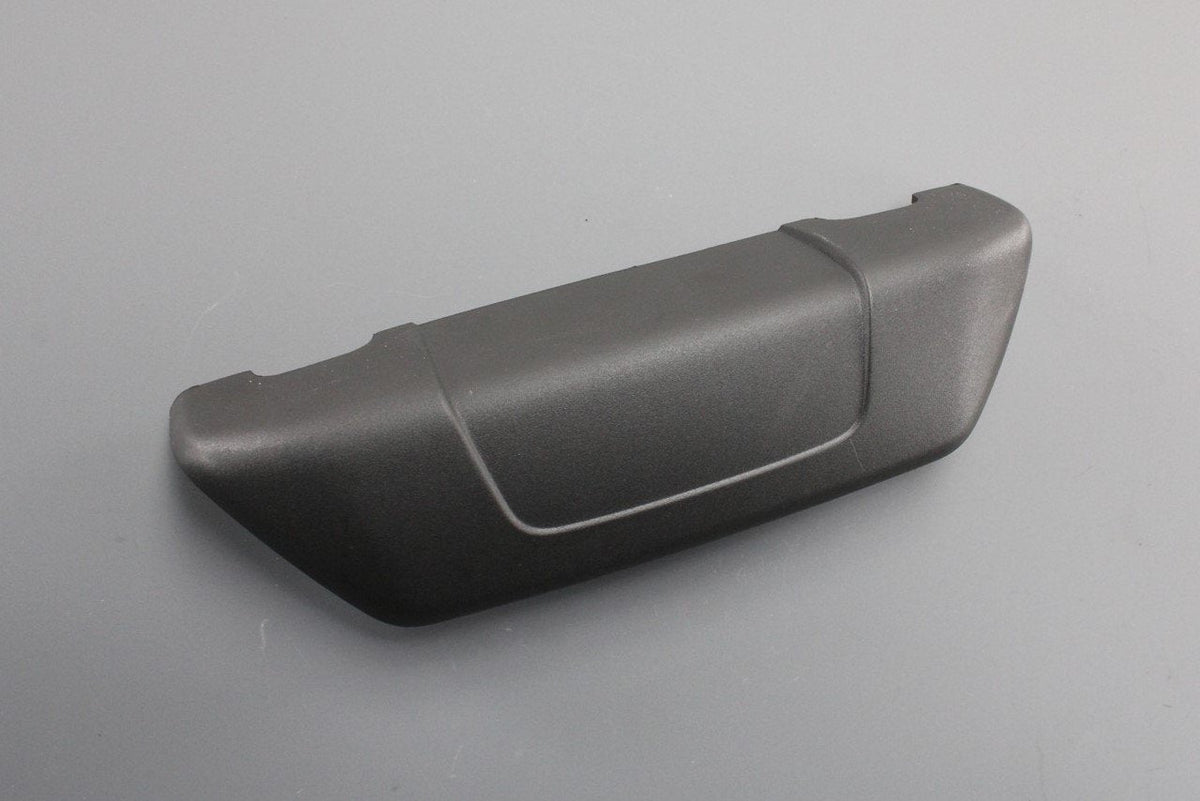 Audi A5 RS5 Q8 RSQ8 front headrest seat trim surround 4M0881590C 4PK ...