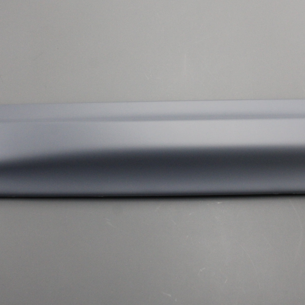 Range Rover Sport 2014-22 front door moulding (left) LR133767 ...