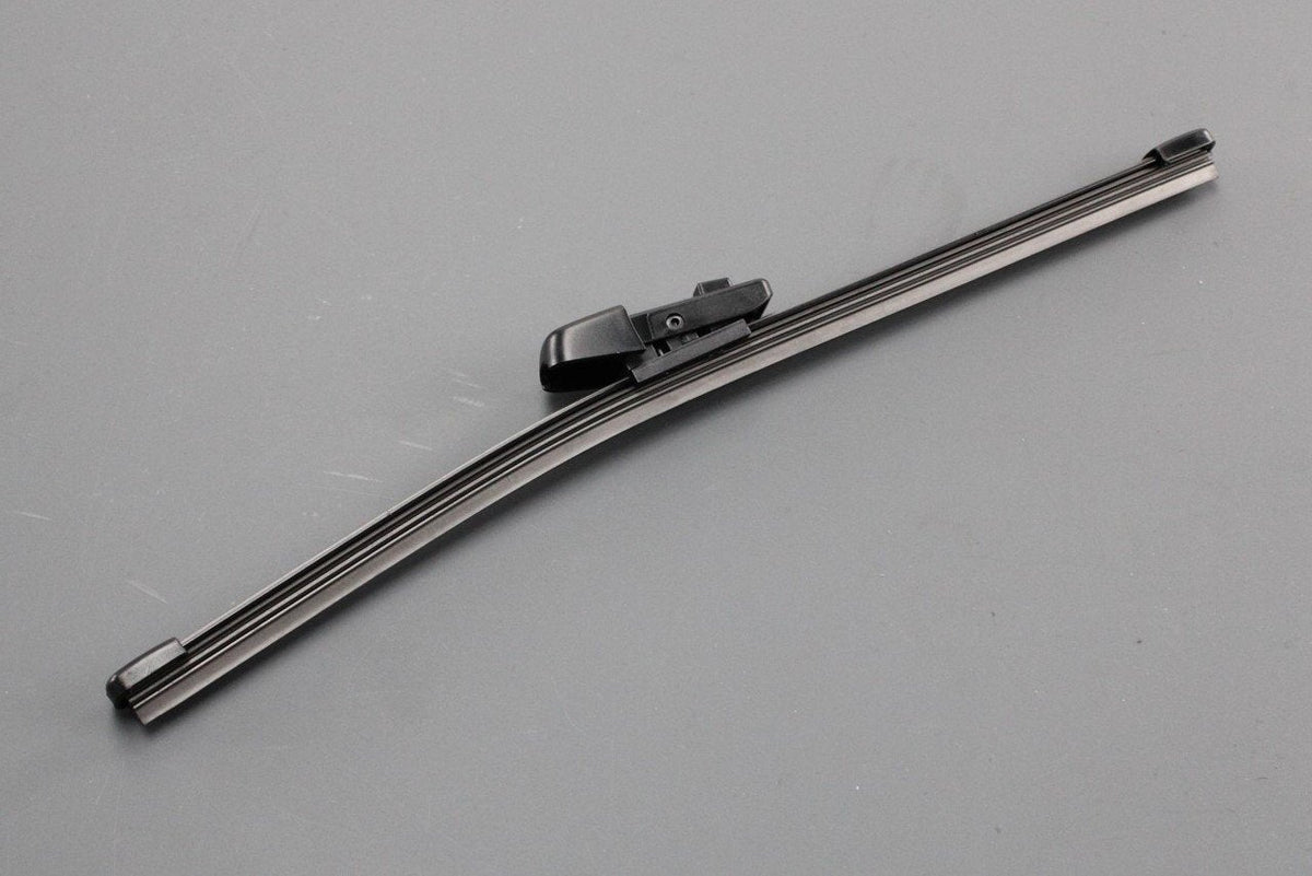 VW Golf MK7 MK7.5 hatchback rear screen wiper blade (275mm) 5G6955427C ...