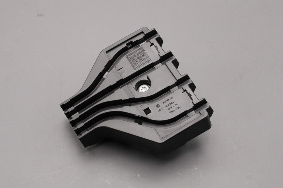 VW Audi Skoda SEAT 1.2 TSI TFSI ignition coil guide bracket 03F905487 ...