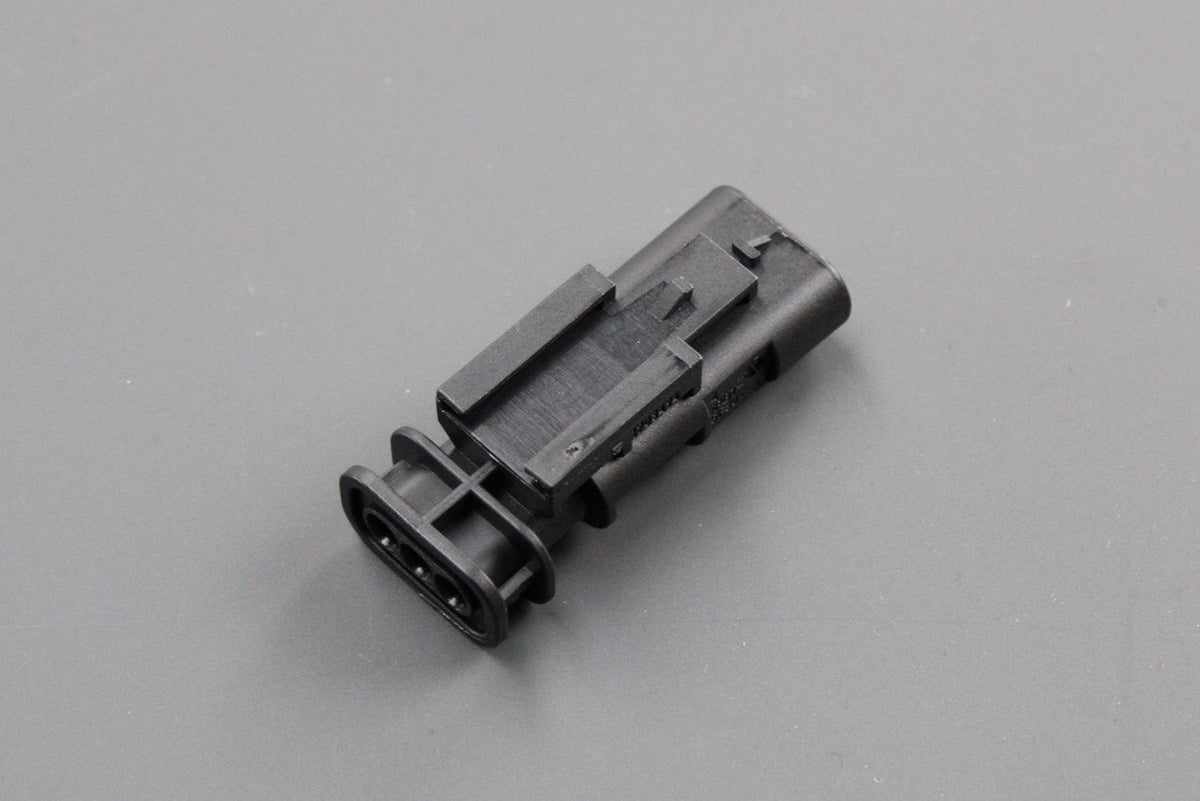 Volvo 3-pin plug service kit 32249447 – Partshaus Ltd