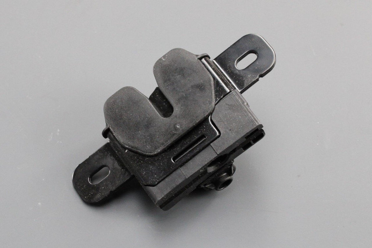 Volvo S60 bonnet lock (left) 31425975 – Partshaus Ltd