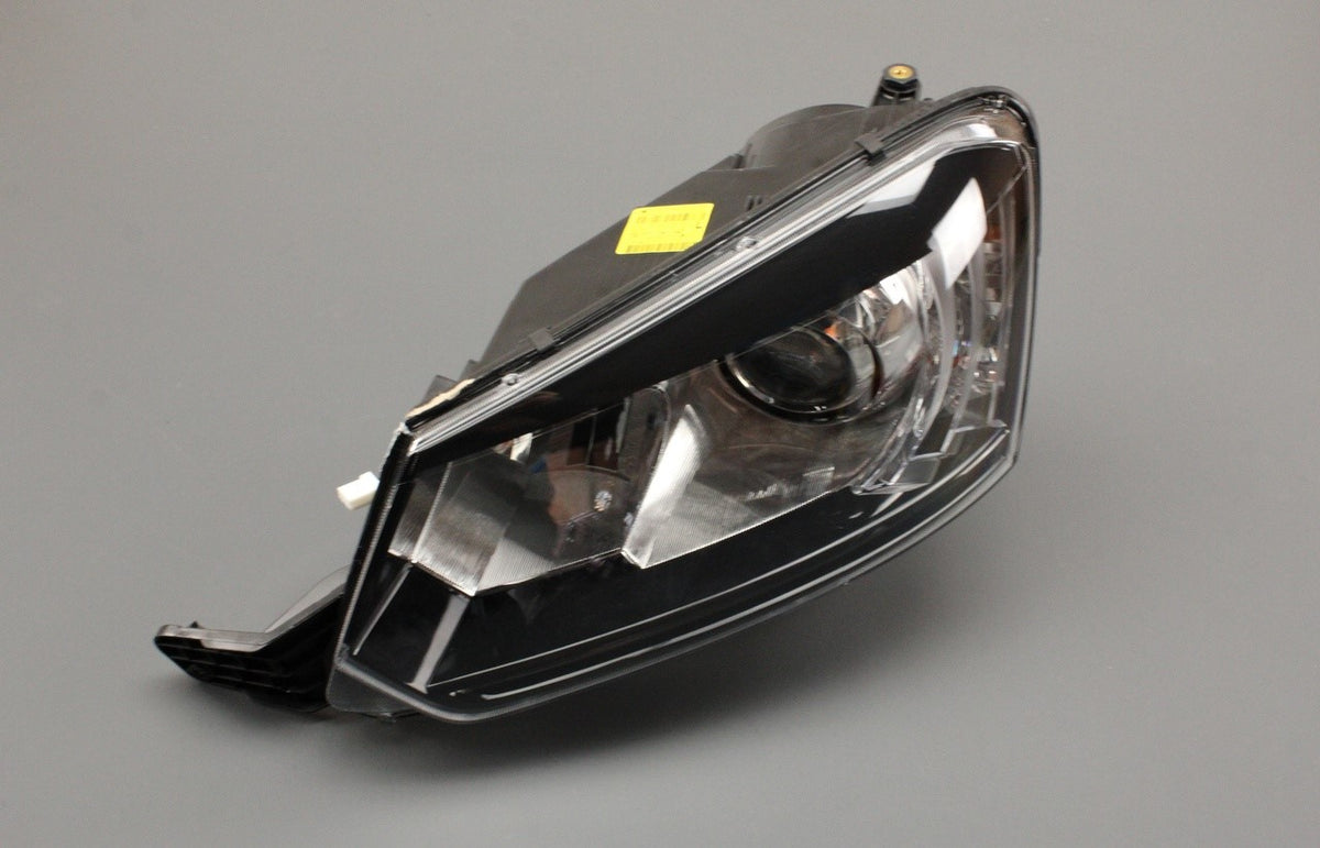 Skoda Yeti 5L 2014-2018 RHD Xenon headlight unit (left) 5L2941017D ...