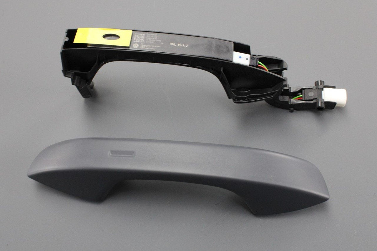 SEAT Leon 2020-on exterior KESSY door handle (front left) 5FA837205 GR ...