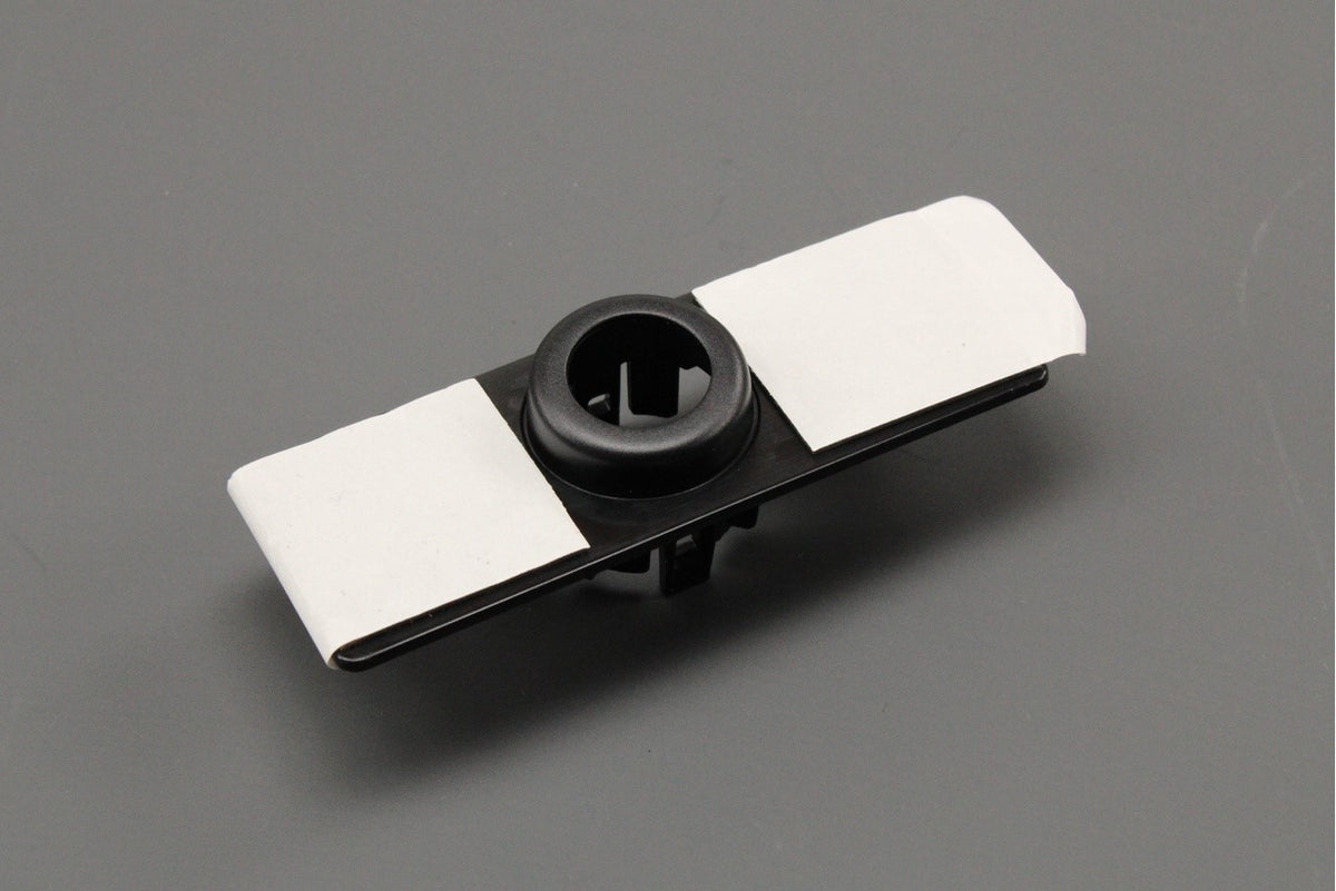 VW Crafter 17-on front bumper parking sensor bracket left 7C0919493 9B ...