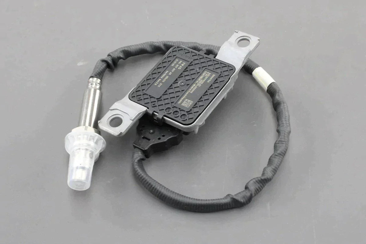 VW Transporter T6 2016-19 NOx sensor with control unit 04L907807AR ...