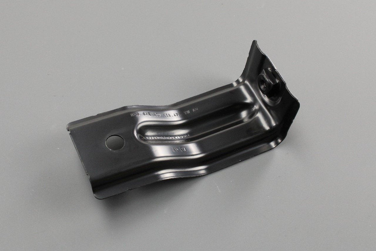 VW T-Roc 2018-on wing mounting bracket (front) 2GA809471 – Partshaus Ltd