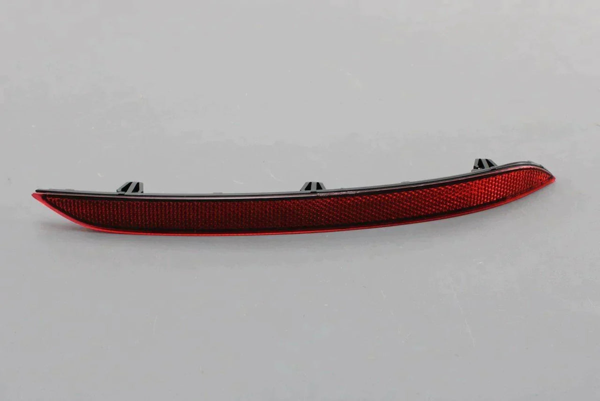 VW Golf MK8 2020-on rear bumper reflector lens (right) 5H0945106 ...
