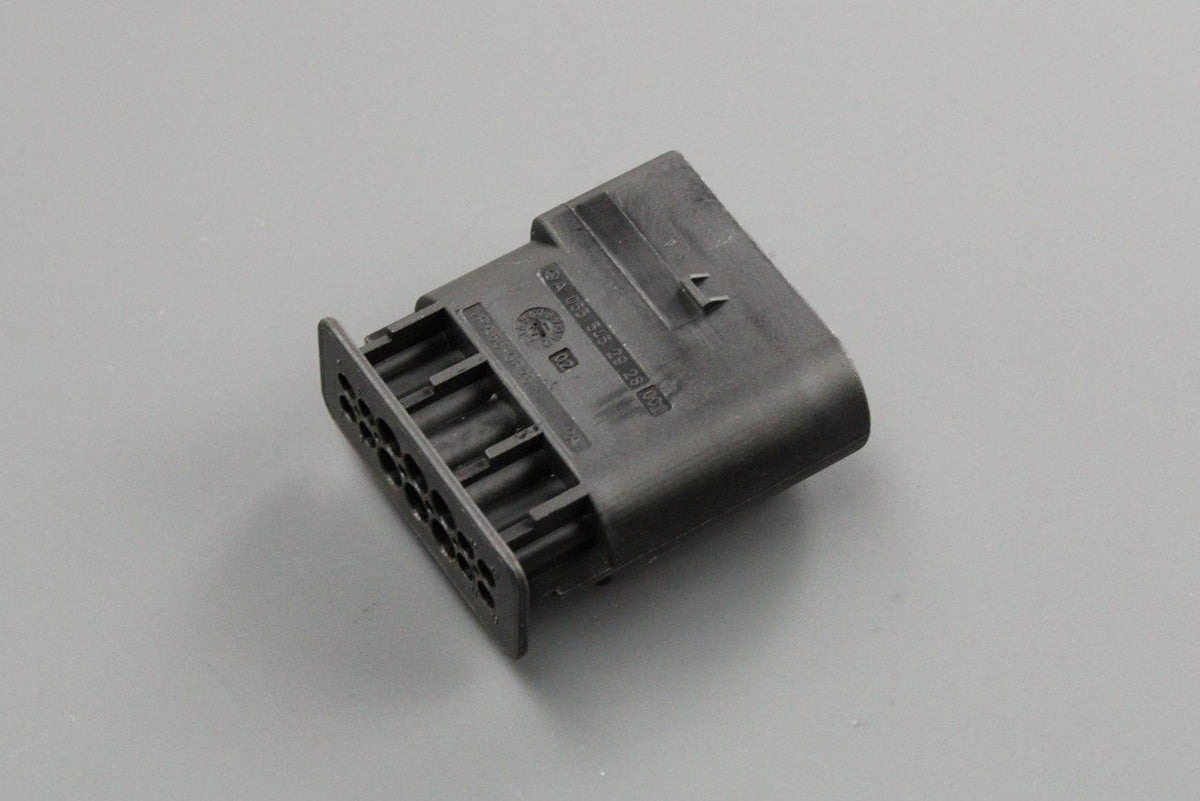 Mercedes-Benz plug housing A0555452928 – Partshaus Ltd