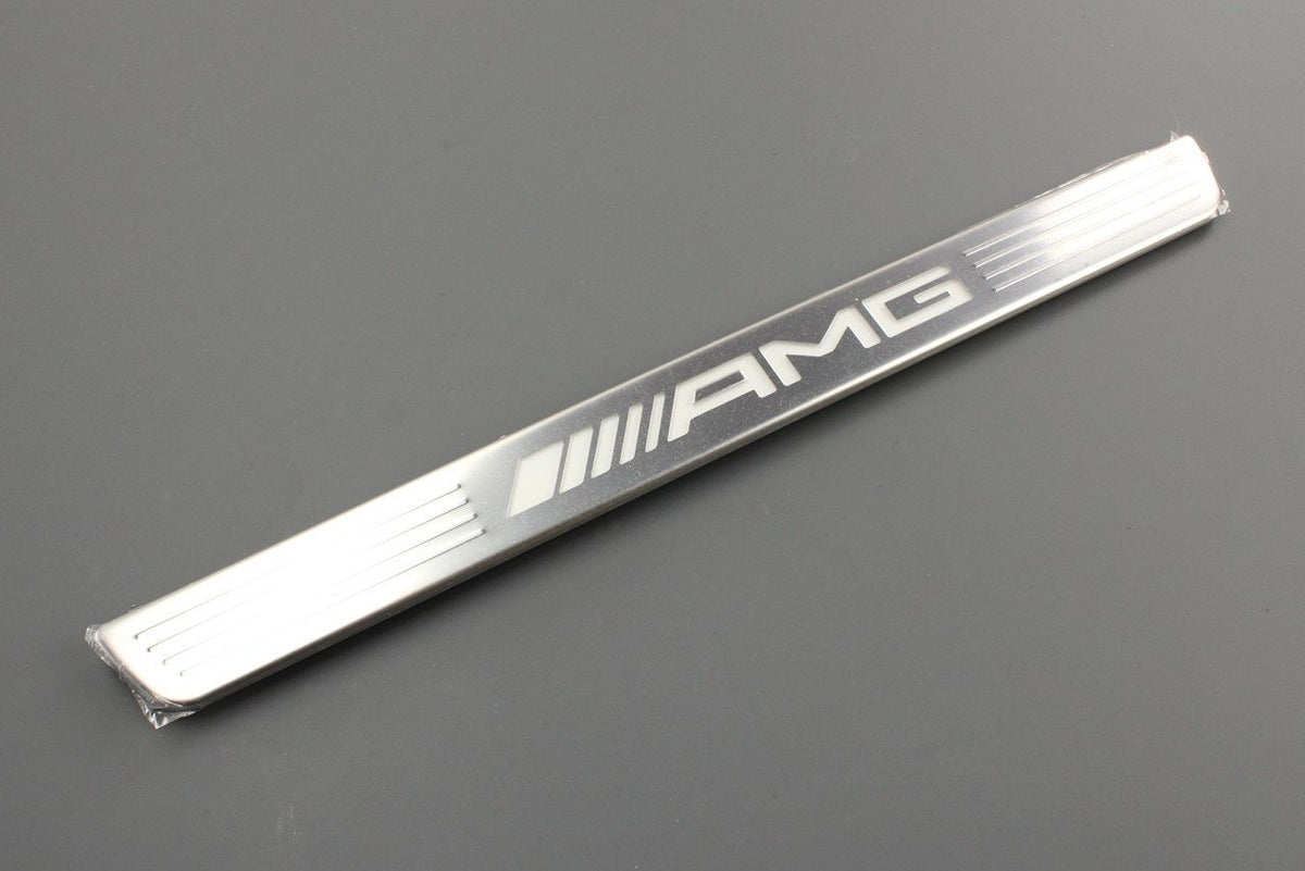 Mercedes-Benz ML GLE front AMG door still trim (right) A1666809500 ...