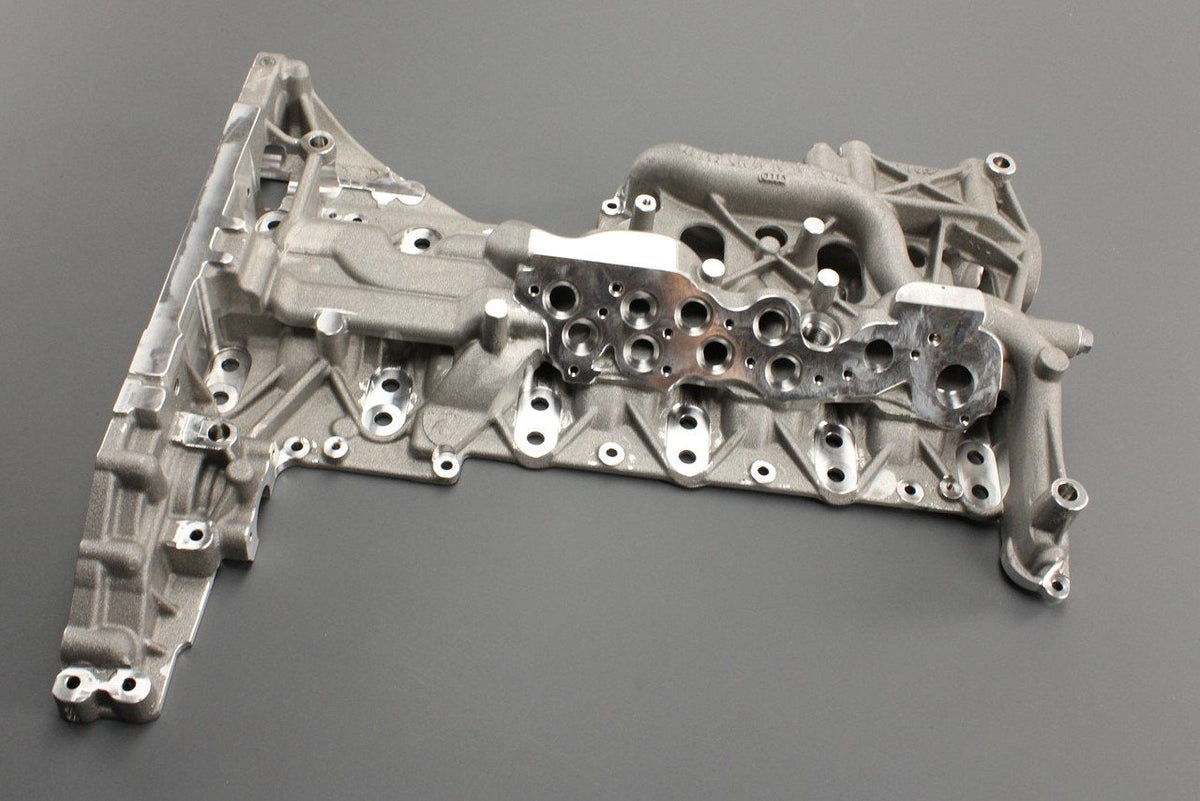 Audi R8 2007-on dry oil sump (5.2L V10) 07L103601F – Partshaus Ltd