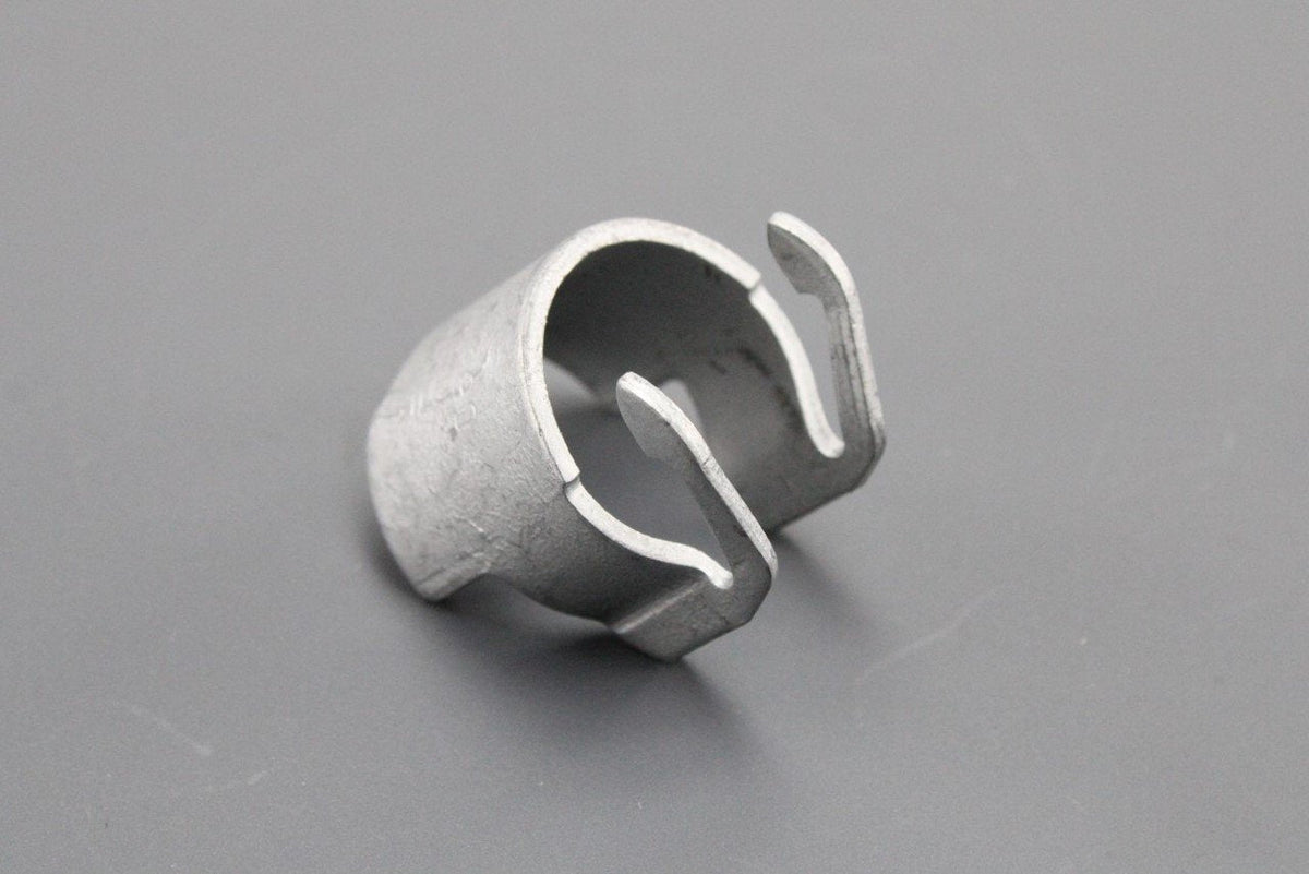 VW Audi Skoda SEAT 2.0 TSI TFSI injector support clip (x1) 06J133036F ...