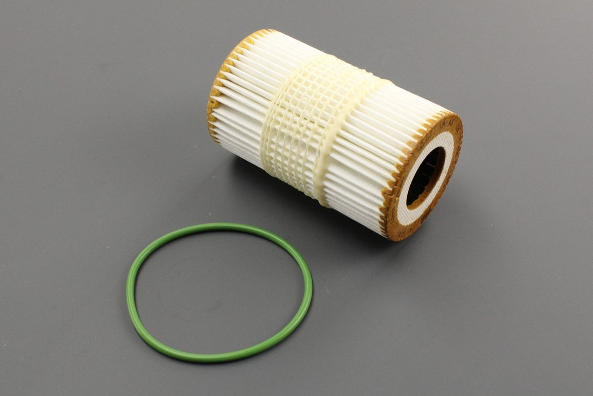 Audi A5 A6 A7 A8 Q7 12-on oil filter with gasket (3.0 TDI) 06E115562H ...