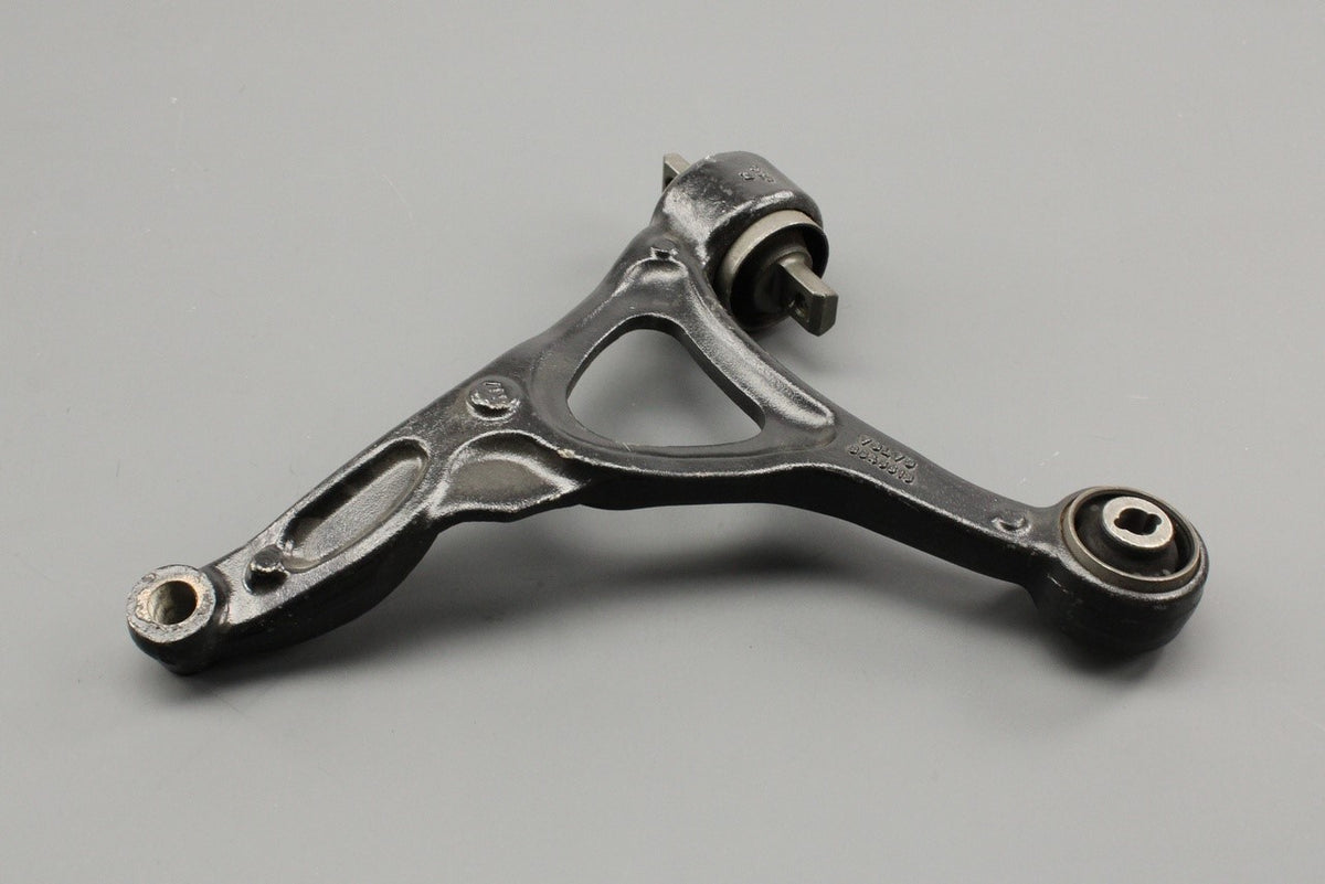 Volvo XC90 2003-15 lower suspension control arm (front left) 36050809 ...