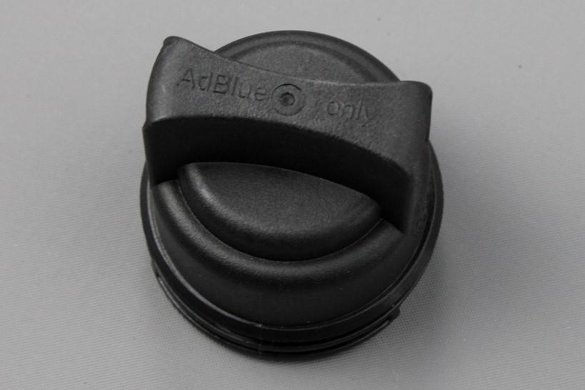 VW Passat Tiguan Touareg CC AdBlue filler tank cap 3C0131980 ...