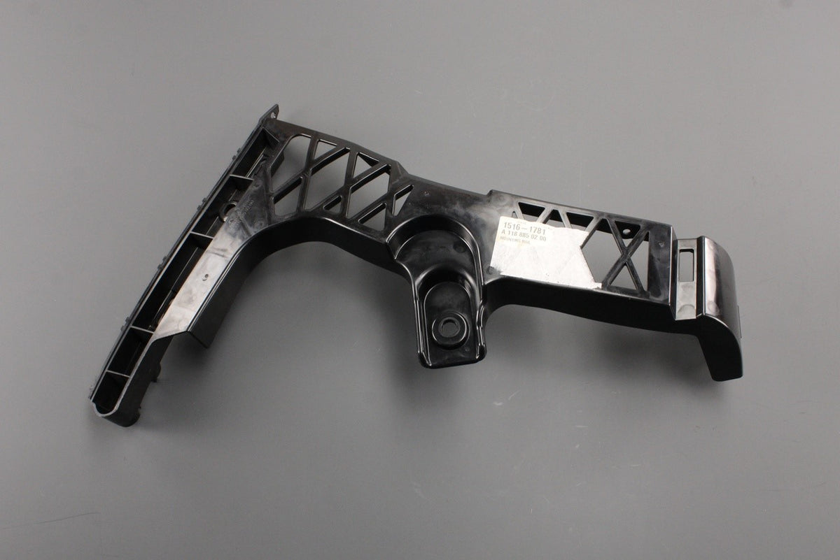 Mercedes-Benz CLA W118 rear bumper bracket (right) A1188850200 ...