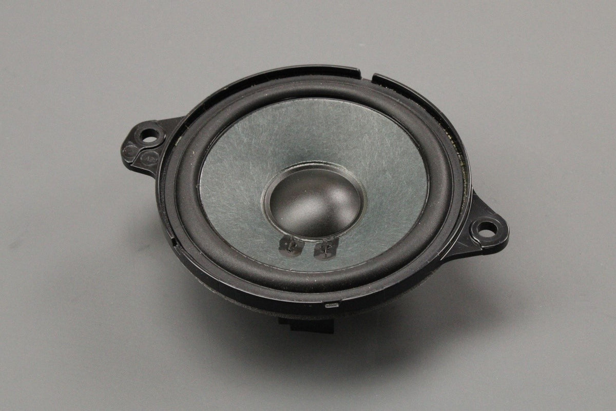 Audi A4 S4 RS4 A5 RS5 16-on mid tone speaker (front centre) 8W0035454A ...