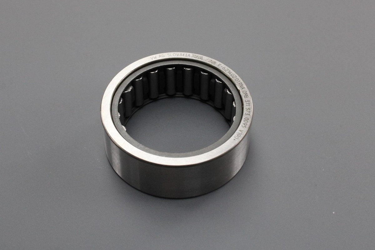 Audi E-Tron 2019-on drive axel shaft needle bearing (rear) 0MB311373 ...