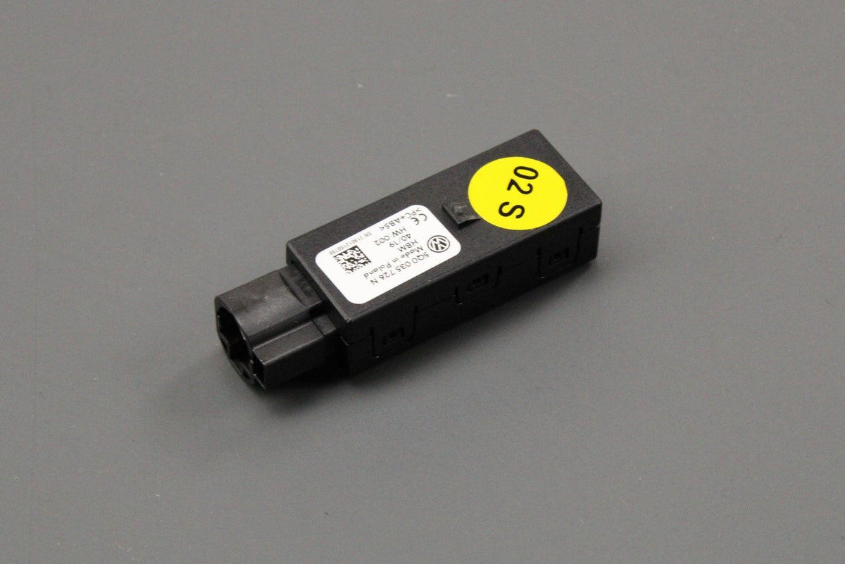 VW Passat Tiguan Skoda Fabia SEAT Mii 2012-on USB connector 5Q0035726N ...