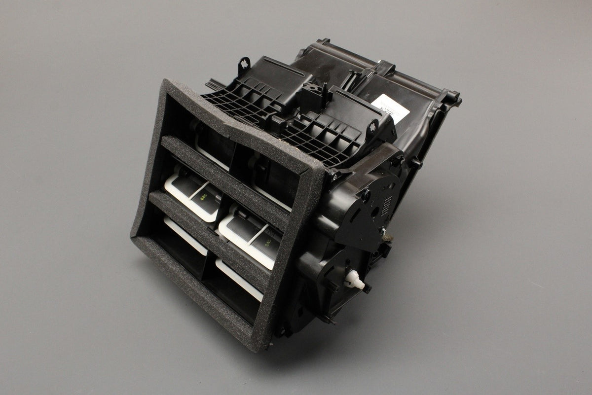 VW Transporter Cali T6.1 2020- Air distribution housing RHD 7LA820353A ...