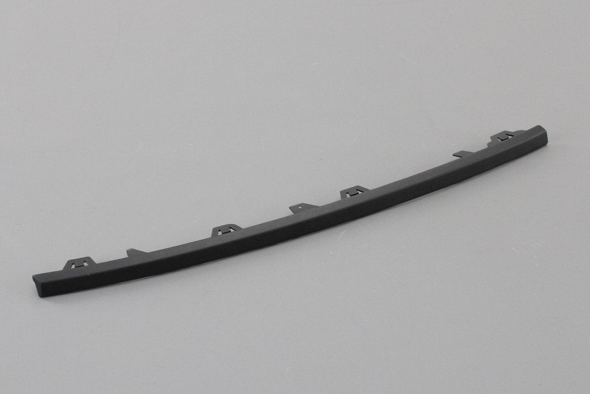 VW Transporter T6 lower side grill trim piece (right) 7E0853066 9B9 ...