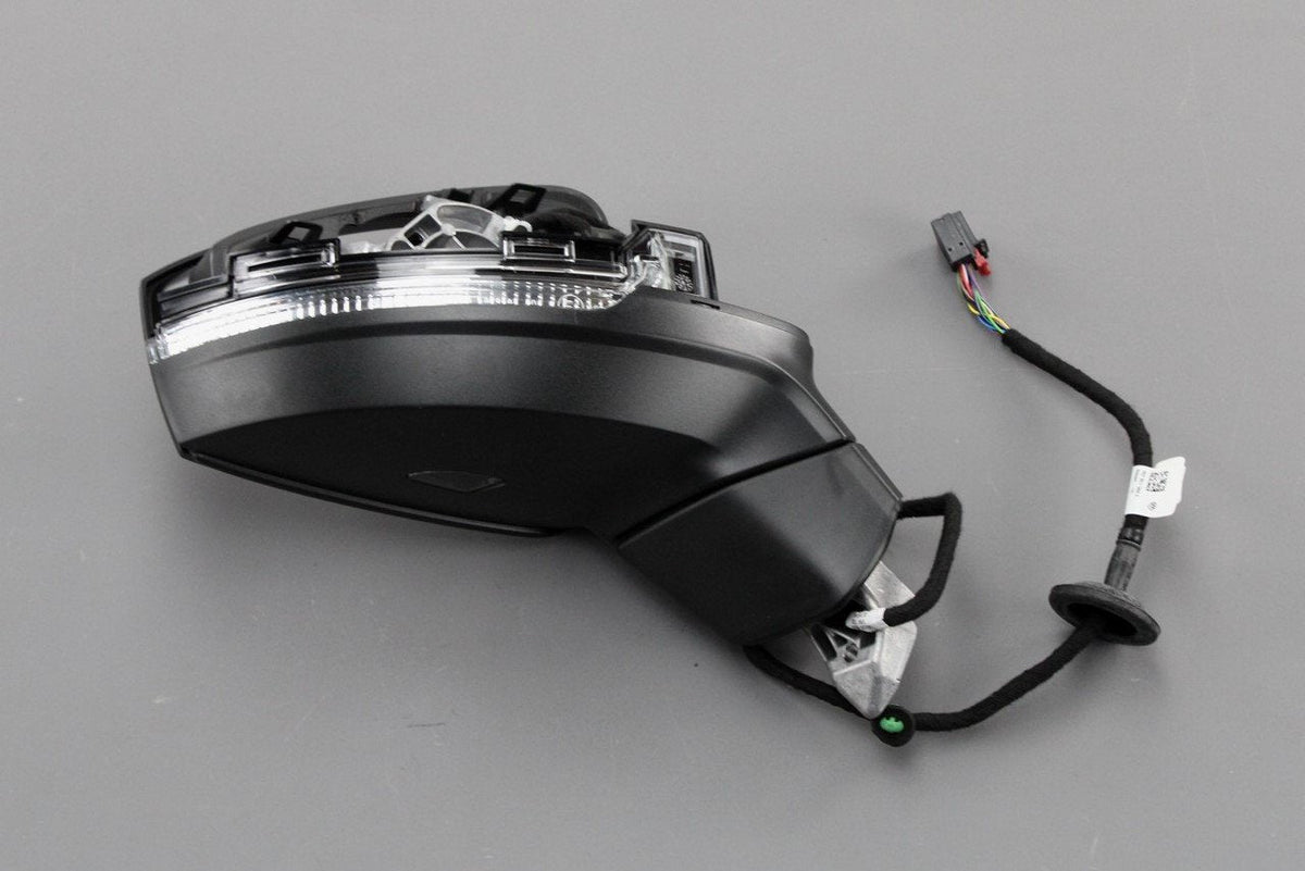 VW Touareg 2018-on wing door mirror housing (right) 762857508E 9B9 ...