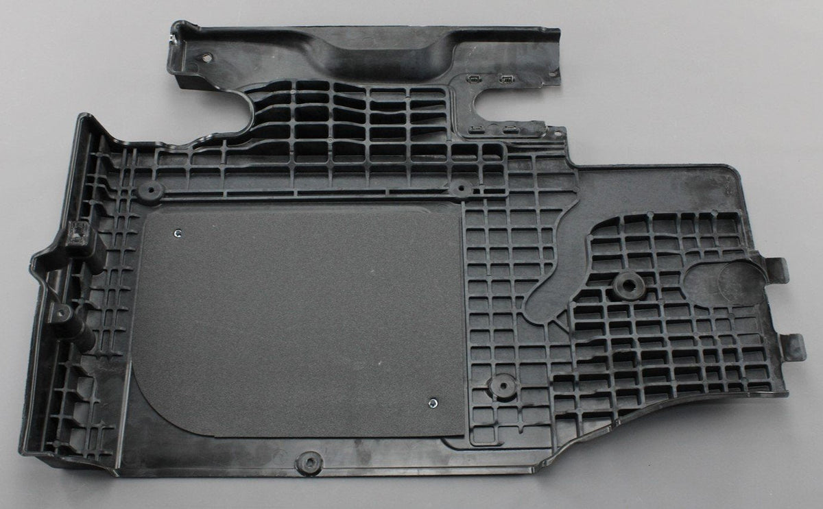 VW Passat B8 Skoda Superb rear underbody protection trim left 3Q082510 ...