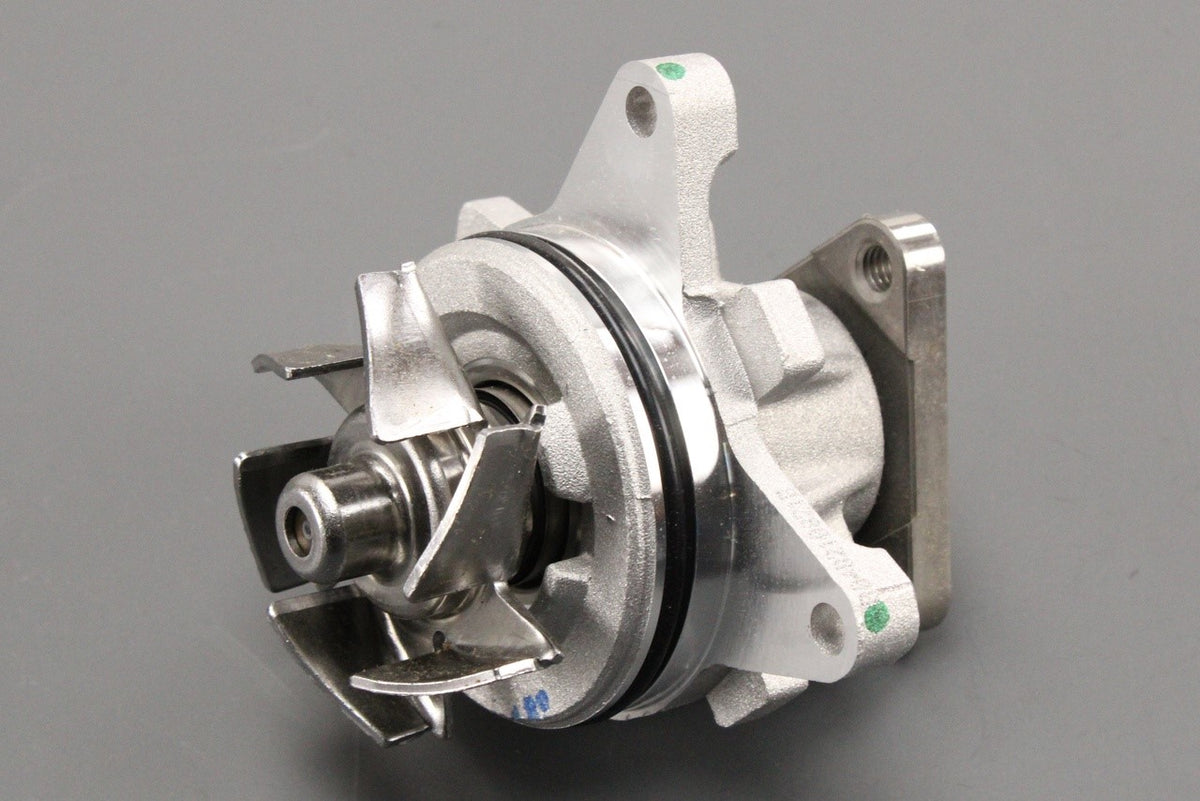 Jaguar XF XJ XE F-Pace 2009-on water pump (2.0 petrol) JDE38893 ...