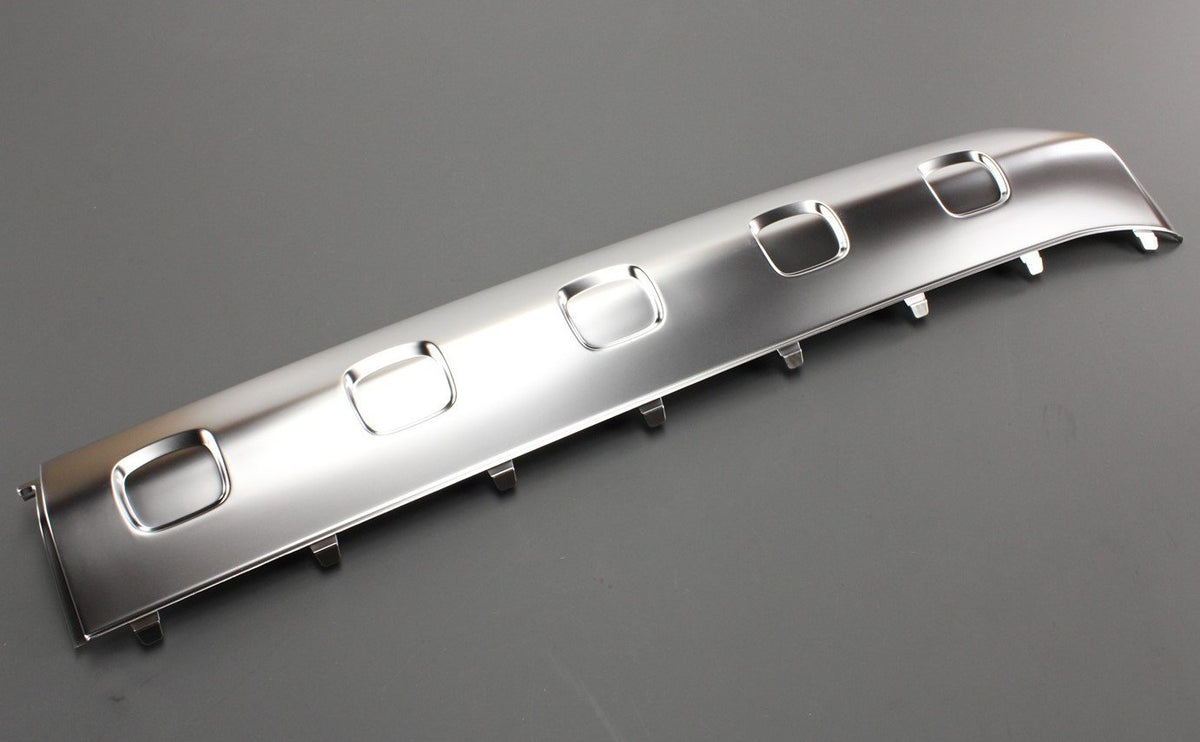 Mercedes-Benz G63 AMG lower bumper moulding (front) A4638852902 ...