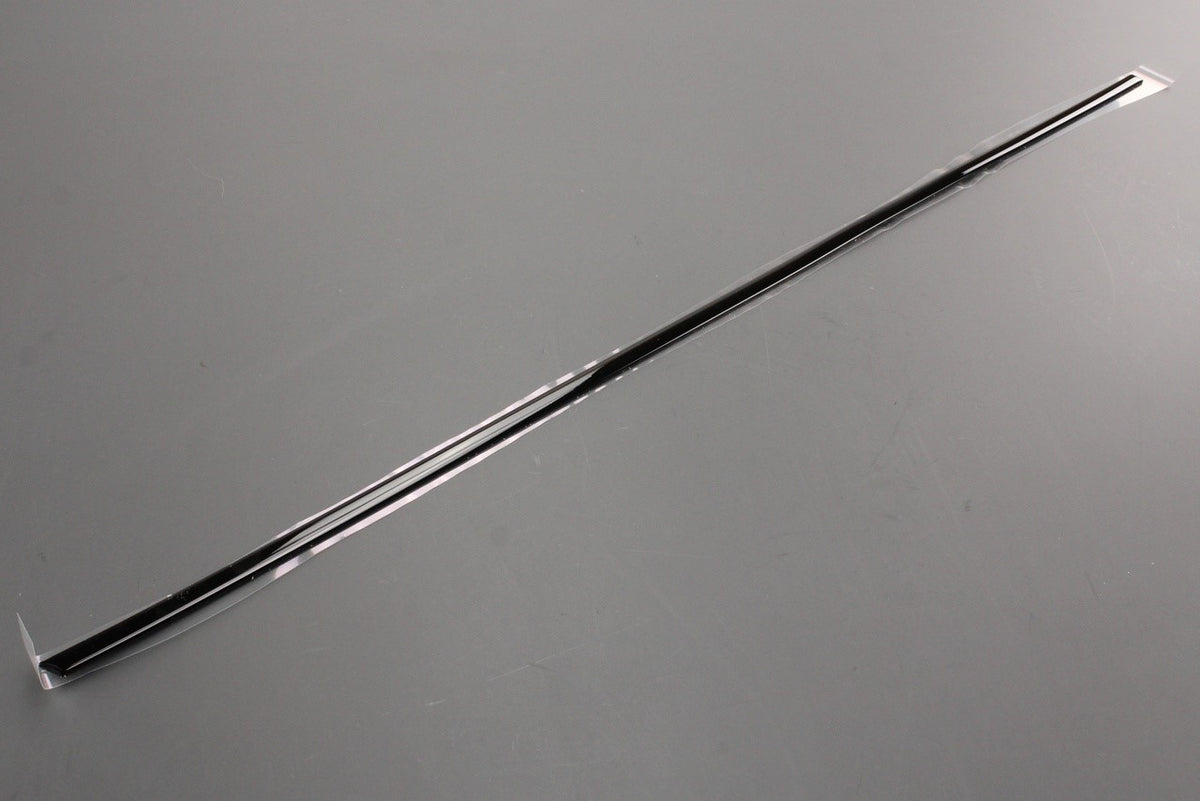 Mercedes-Benz G63 AMG W463 front wing trim strip (right) A4636987201 ...