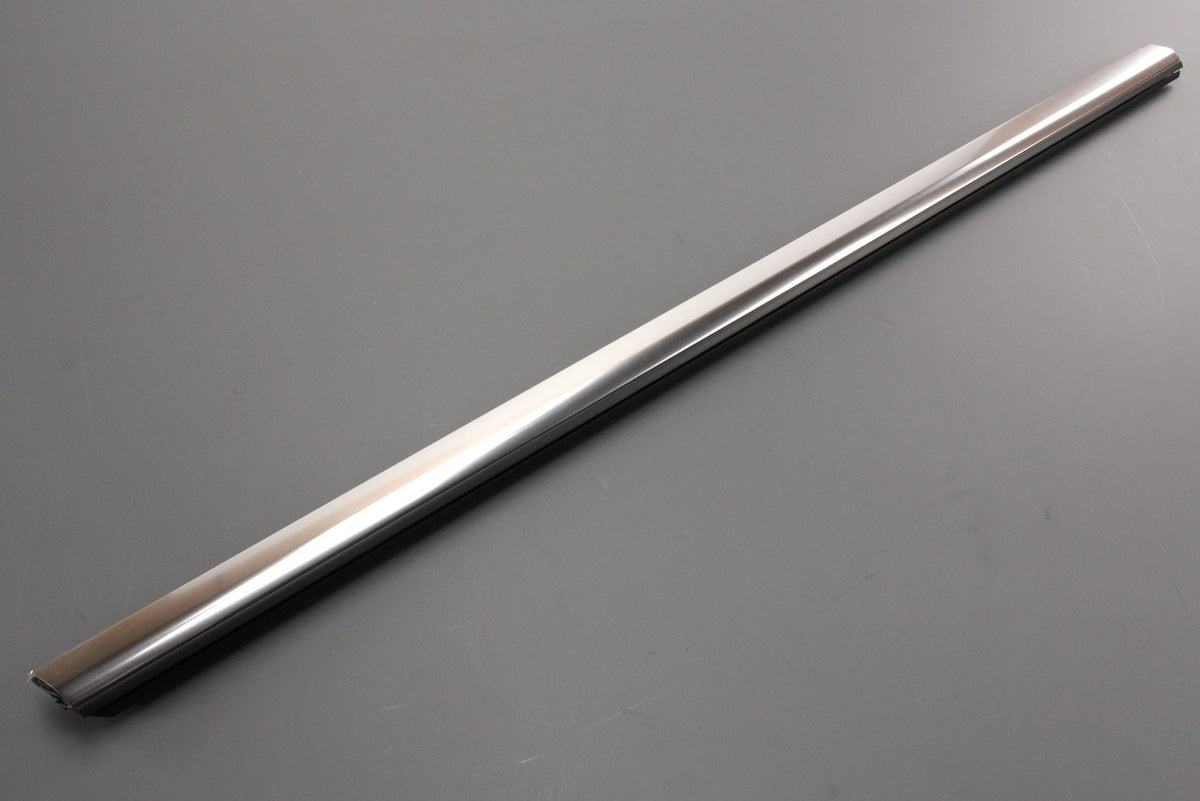 Mercedes-Benz CLA front window aperture seal (right outer) A1177250282 ...