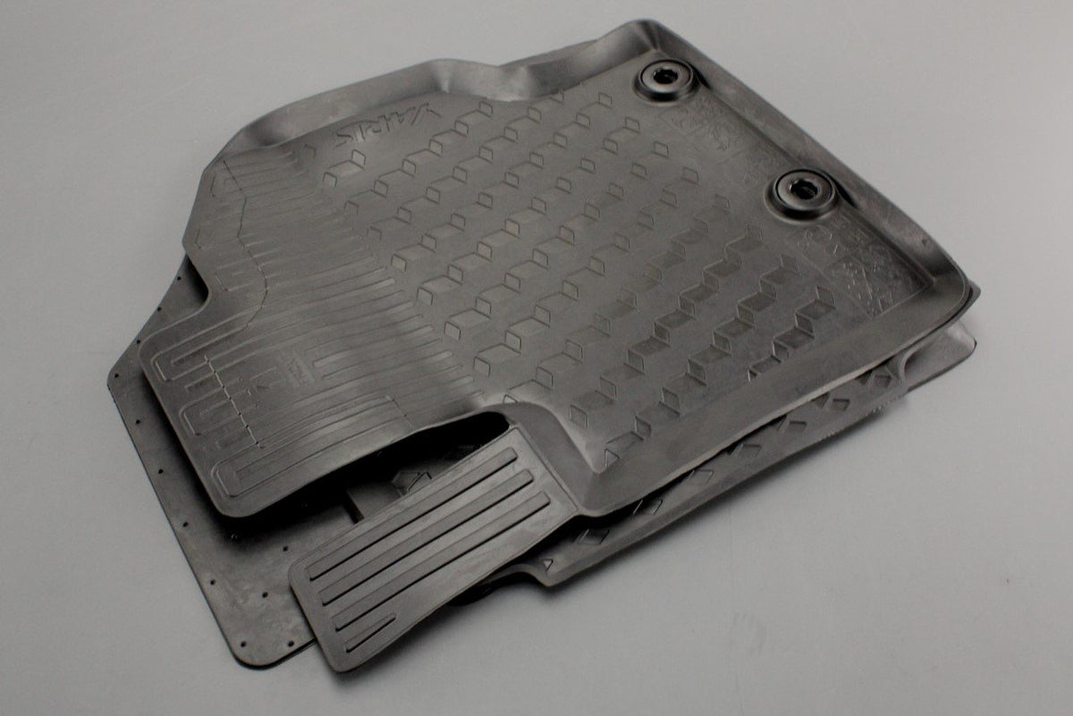 Toyota Yaris rubber floor mats set (front & rear) PW210-0D106 ...