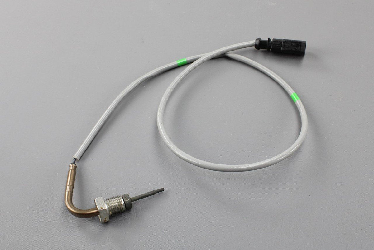 VW Tiguan Passat Audi Q3 Exhaust temperature sensor 2.0 TDI 04L906088E ...