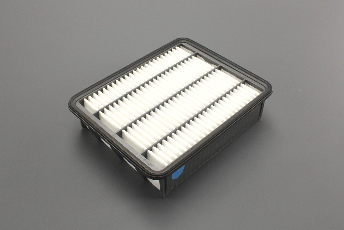 Toyota Land Cruiser 2009-on air filter element 17801-11130 – Partshaus Ltd