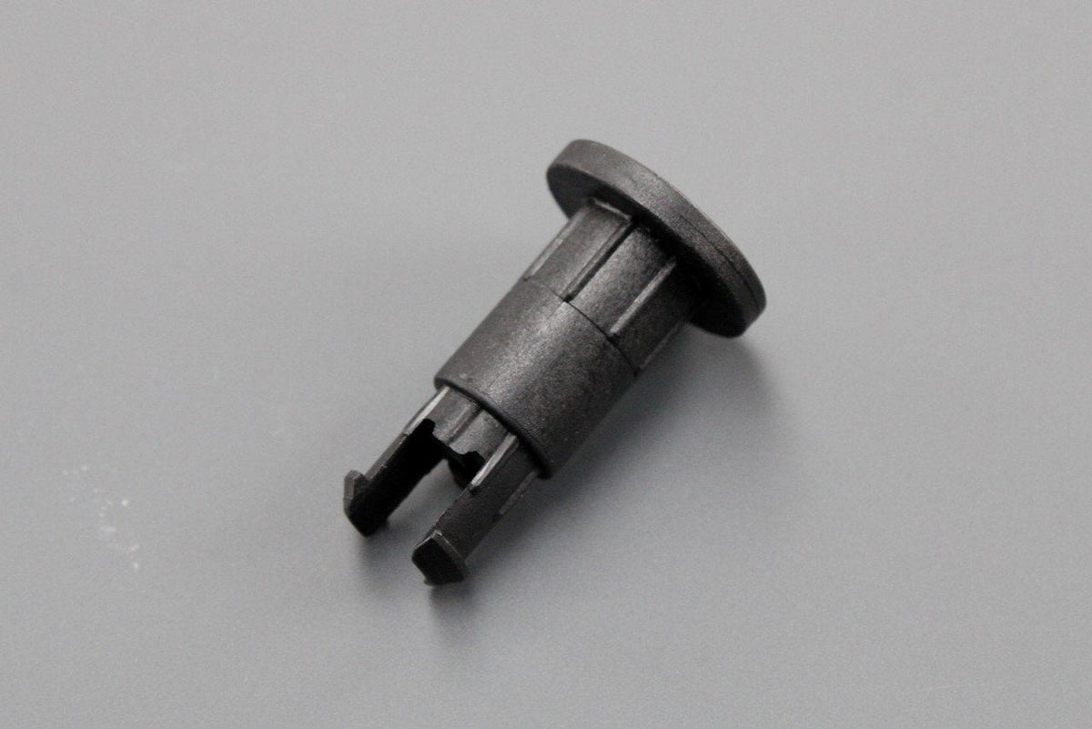VW Polo Audi A1 Skoda Fabia SEAT clutch pedal mounting pin 6R0721152 ...