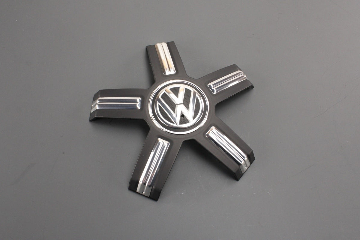 VW Amarok Transporter Multivan wheel hub centre cap (x1) 7E0601149 XQI ...