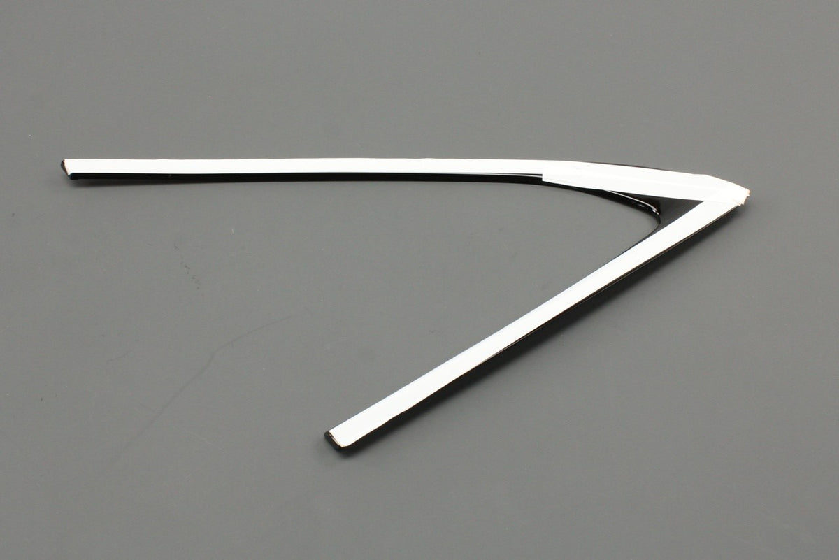 Cupra Formentor 2021-on quarter glass trim (rear left) 5FF853345F 041 ...