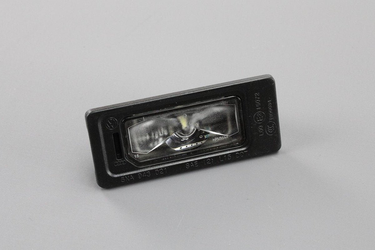 VW Audi Skoda SEAT LED rear number plate lamp light 5NA943021 ...
