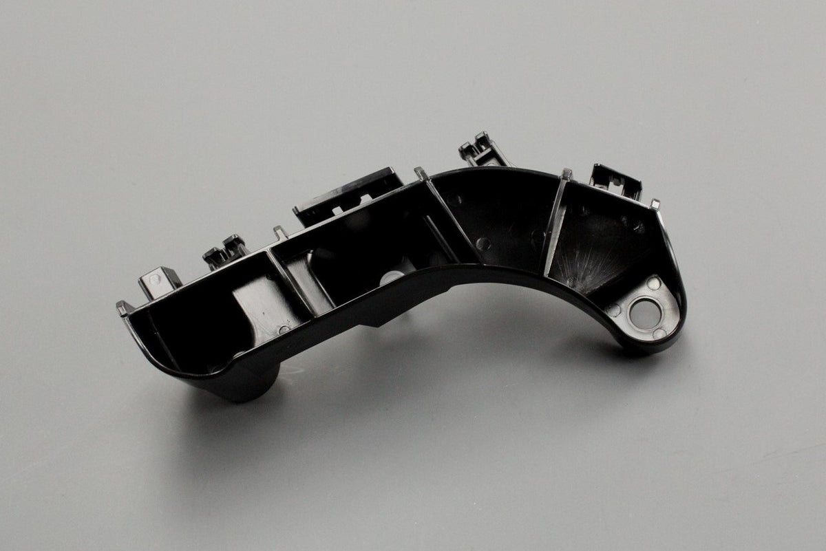 Lexus LS350 LS500H 17-on rear upper bumper bracket (right) 52562-50060 ...